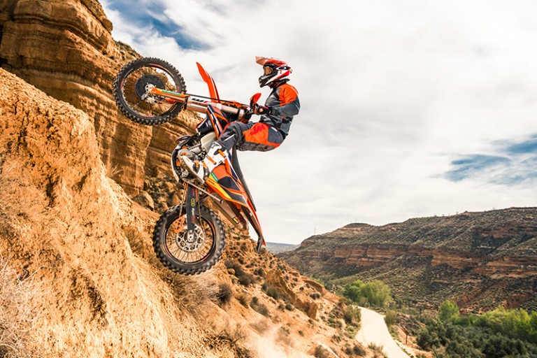 KTM's Revolutionary New Two-Stroke Engine - Bike India