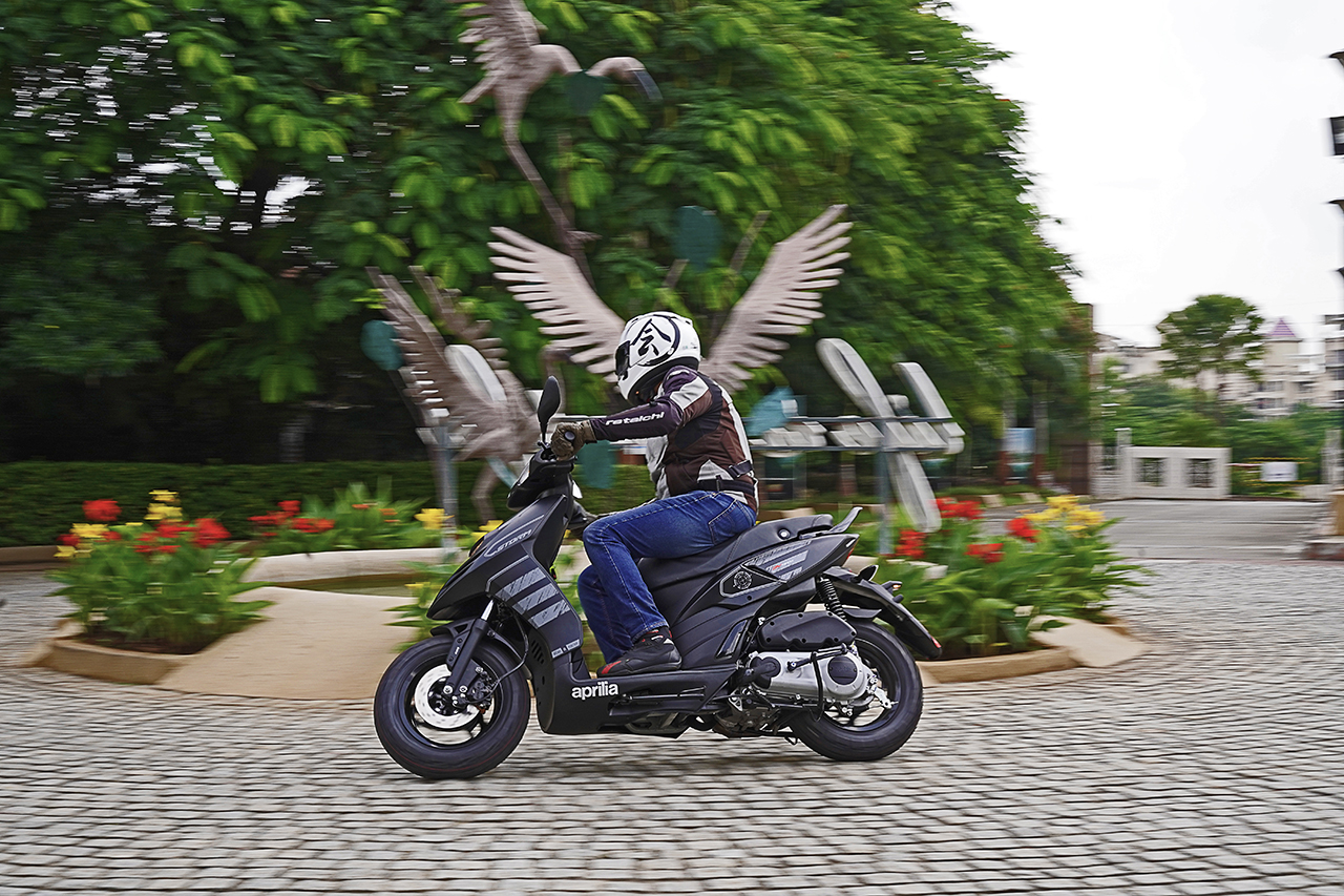 2020 Aprilia Storm 125 BS6 First Ride Review - Bike India