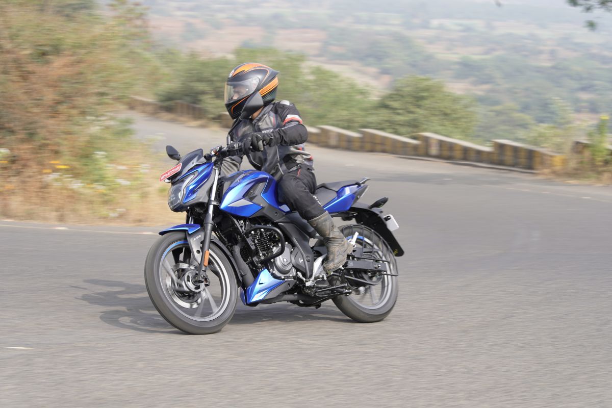 Bajaj Pulsar P150 First Ride Review - Bike India