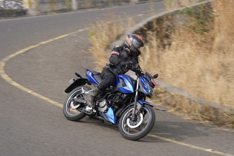 Bajaj Pulsar P150 First Ride Review - Bike India