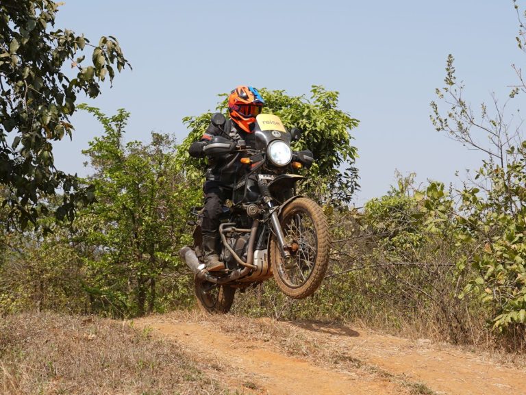 Reise Moto TrailR Tyre Test - Bike India