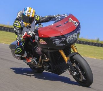 Indian Challenger RR First Ride - A Race Bike Like No Other - Bike India