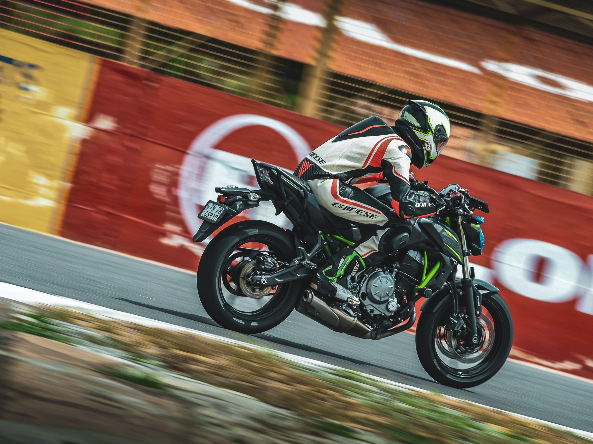 TVS Roadhound Tyre Review — Putting the Sport in Sport-touring - Bike India