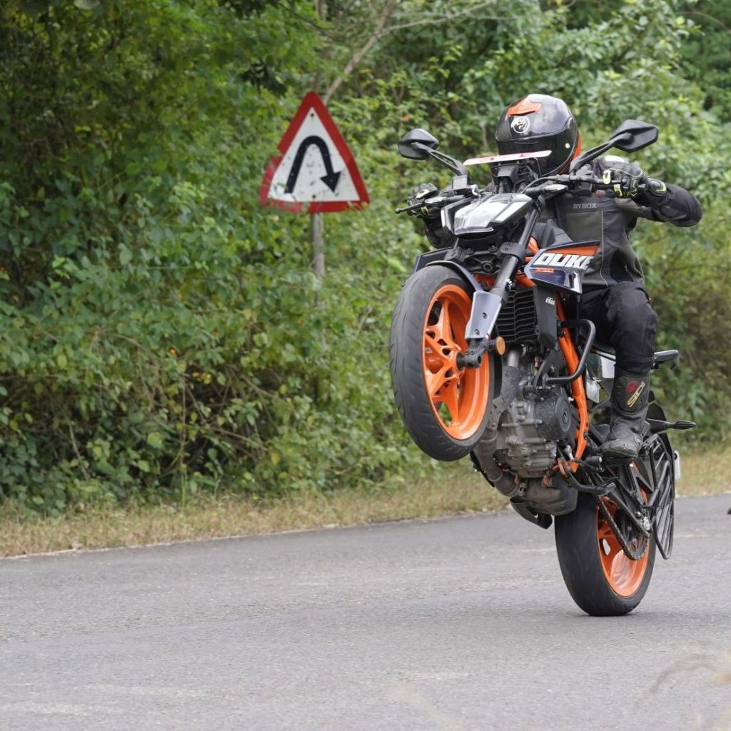 KTM 390 Duke Road Test Review - Ducal Nostalgia - Bike India