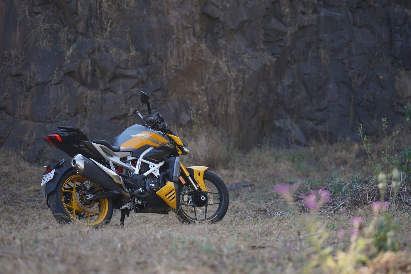 TVS Apache RTR 310 Road Test Review - Bike India
