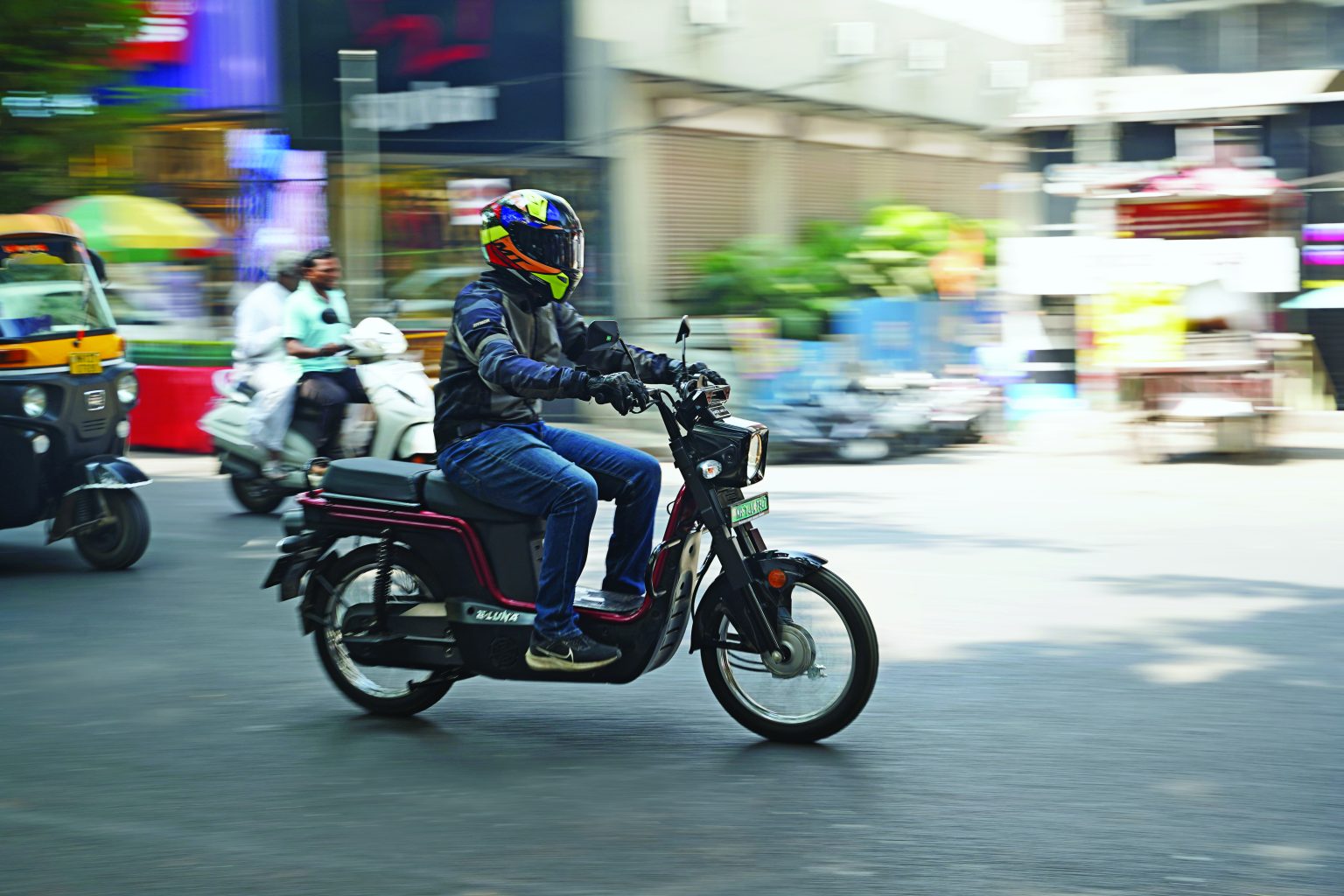 Kinetic Green E-Luna Road Test Review - A Classic Re-energized - Bike India