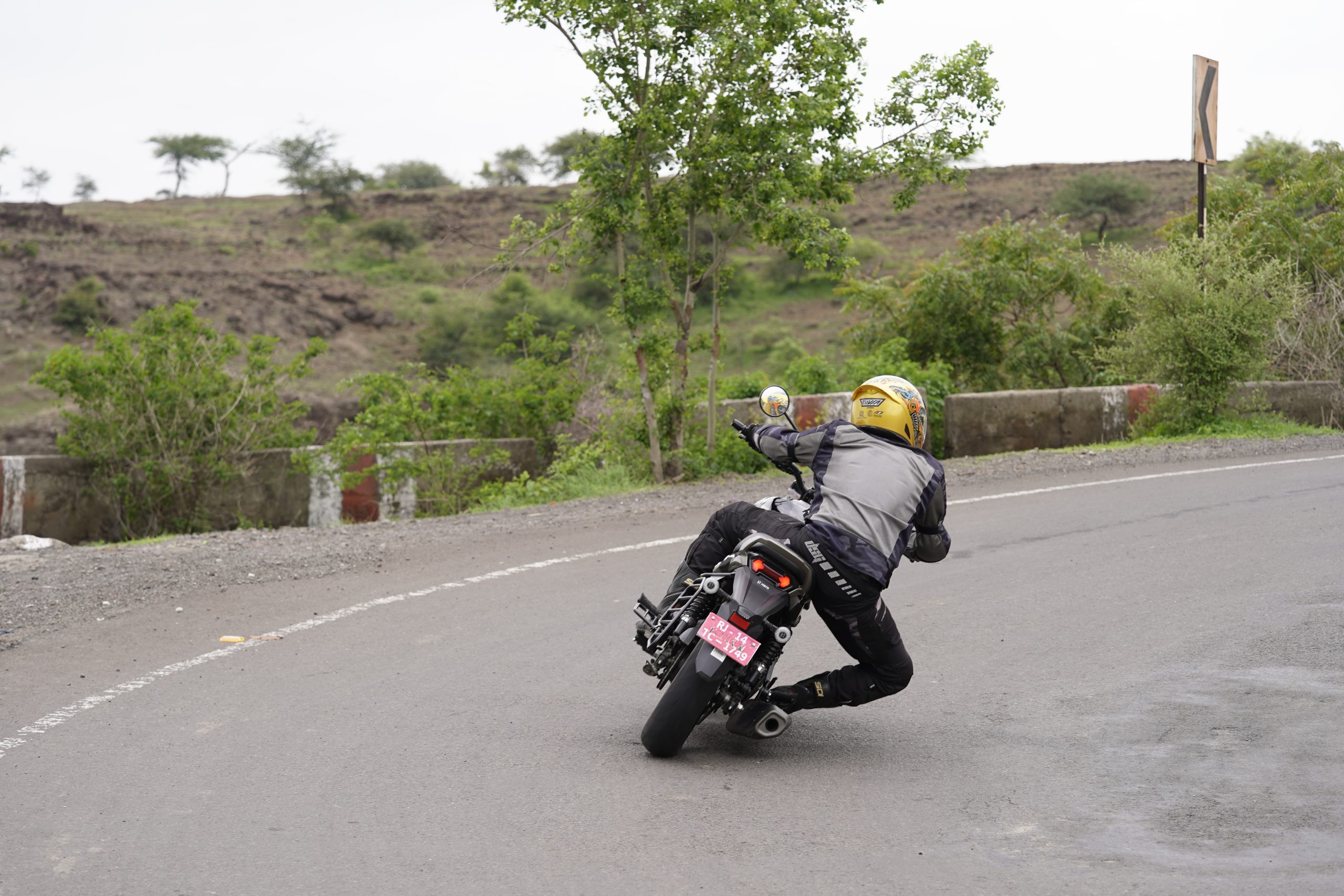 Hero Mavrick 440 Review - A Generous Thumper - Bike India