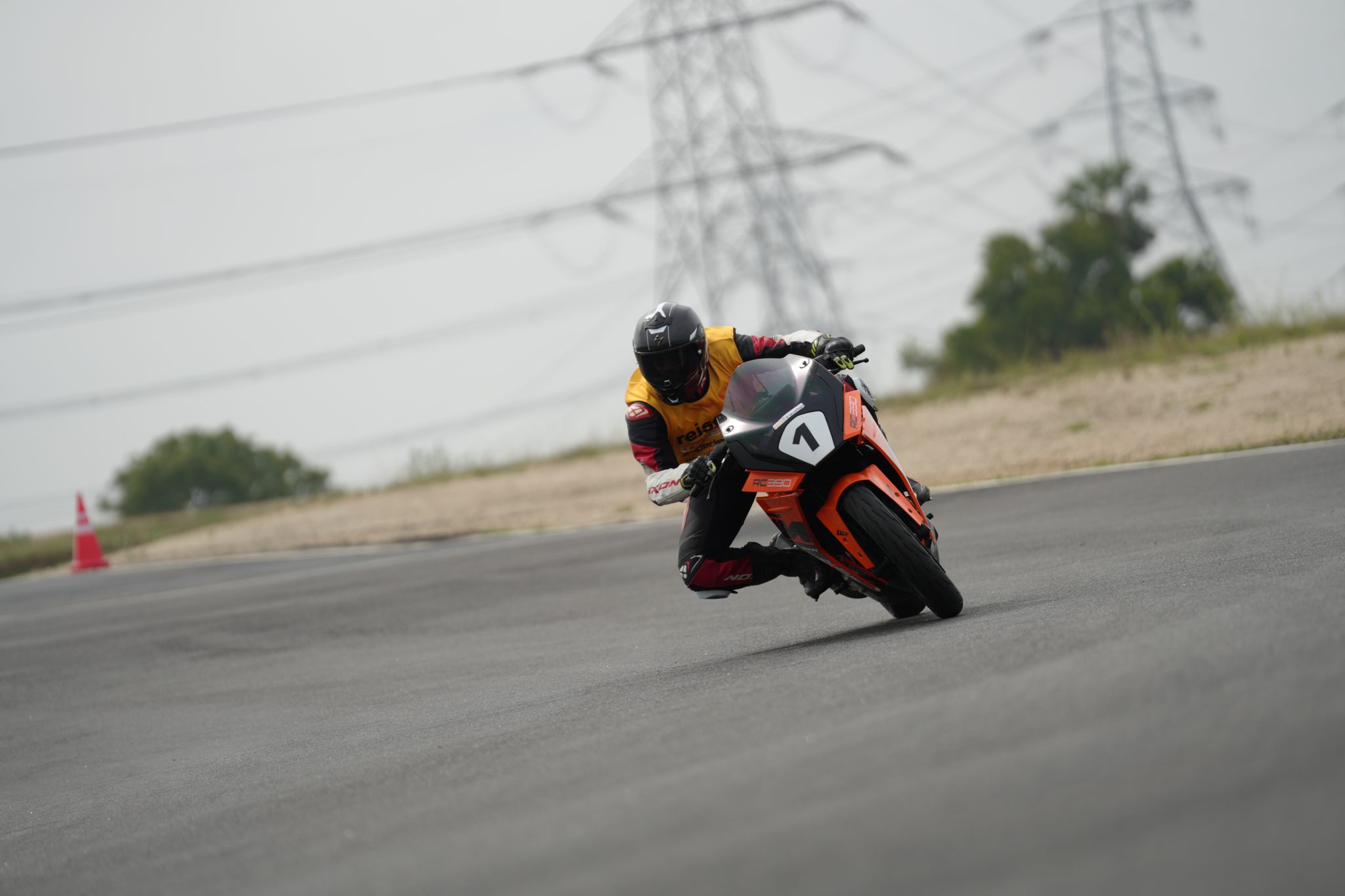 Reise Moto traceRad Tyre Review - Fresh Rubber - Bike India